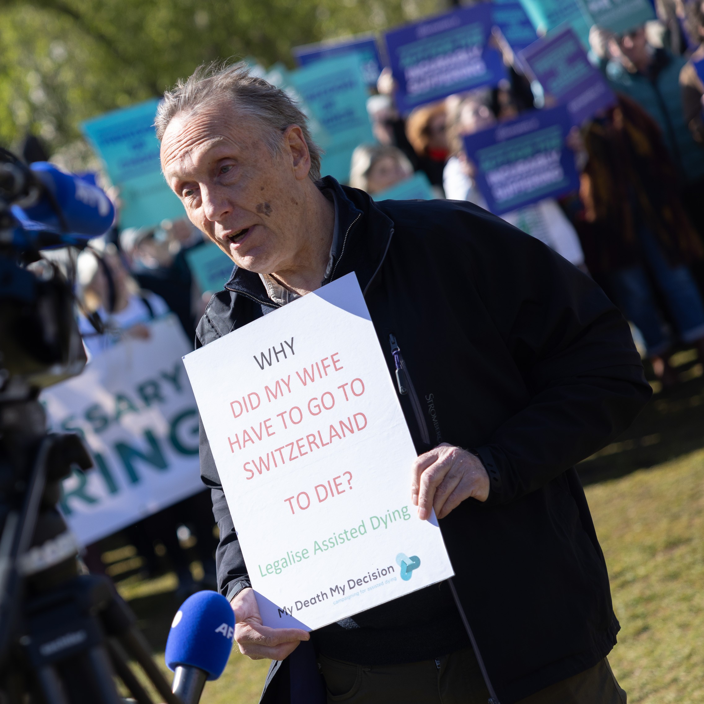 UK membership of DIGNITAS soars - My Death, My Decision